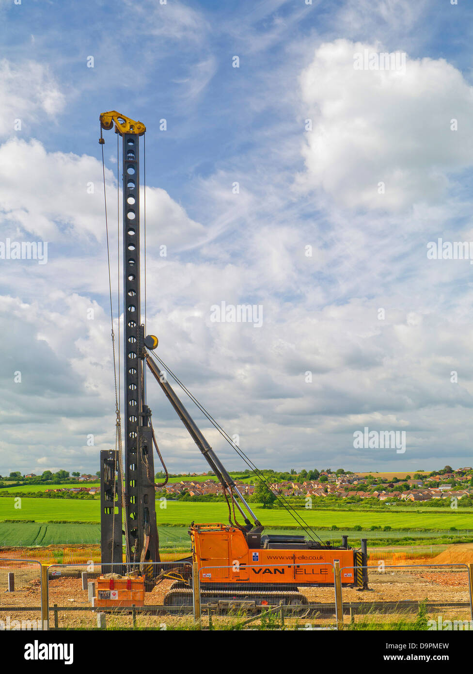 Pile driving pile driving hi-res stock photography and images - Alamy
