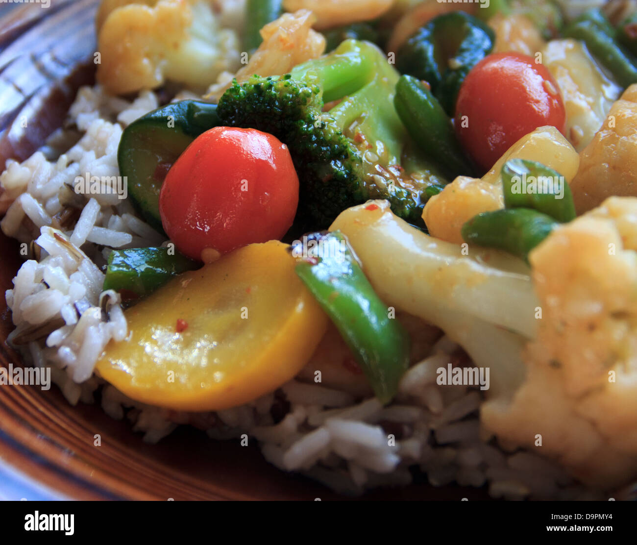 Vegetable stir fry and rice Stock Photo - Alamy