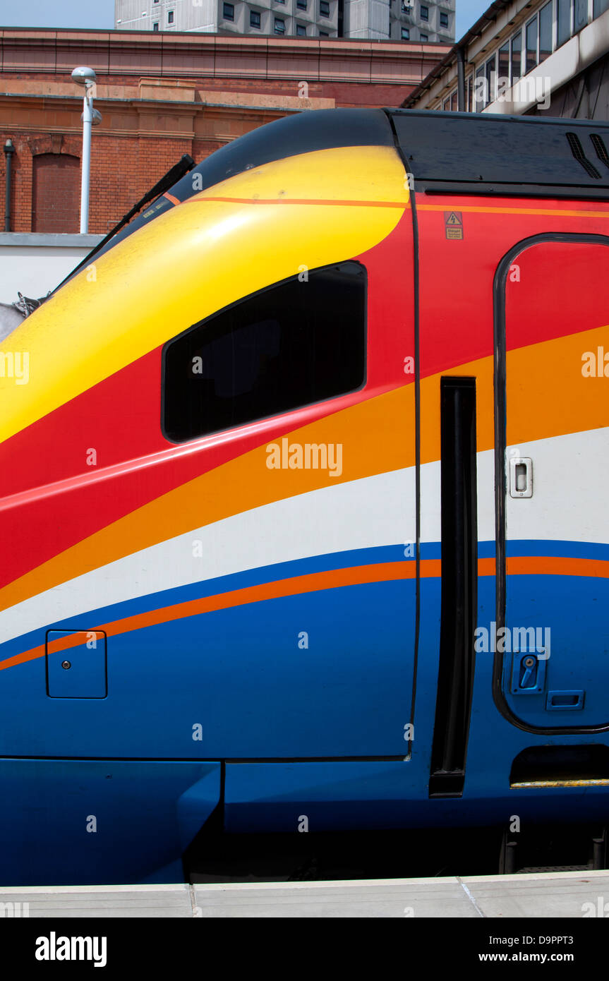 East Midlands Trains Class 222 Meridian train at Leicester railway ...