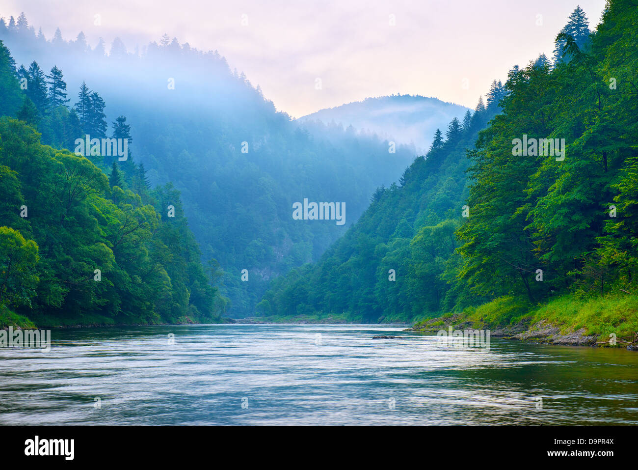 Dunajec canyon hi-res stock photography and images - Alamy