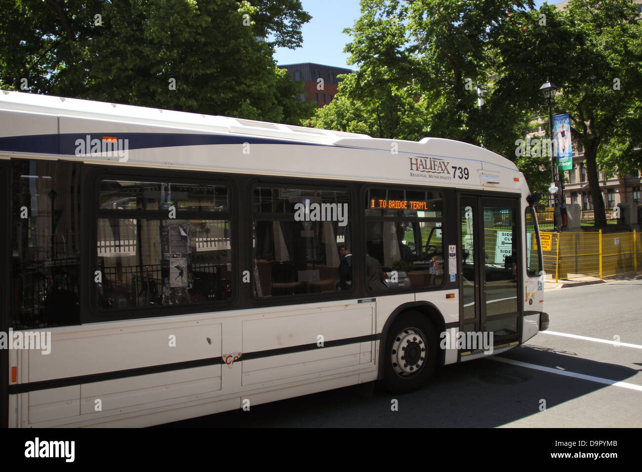 Halifax transit bus hi-res stock photography and images - Alamy