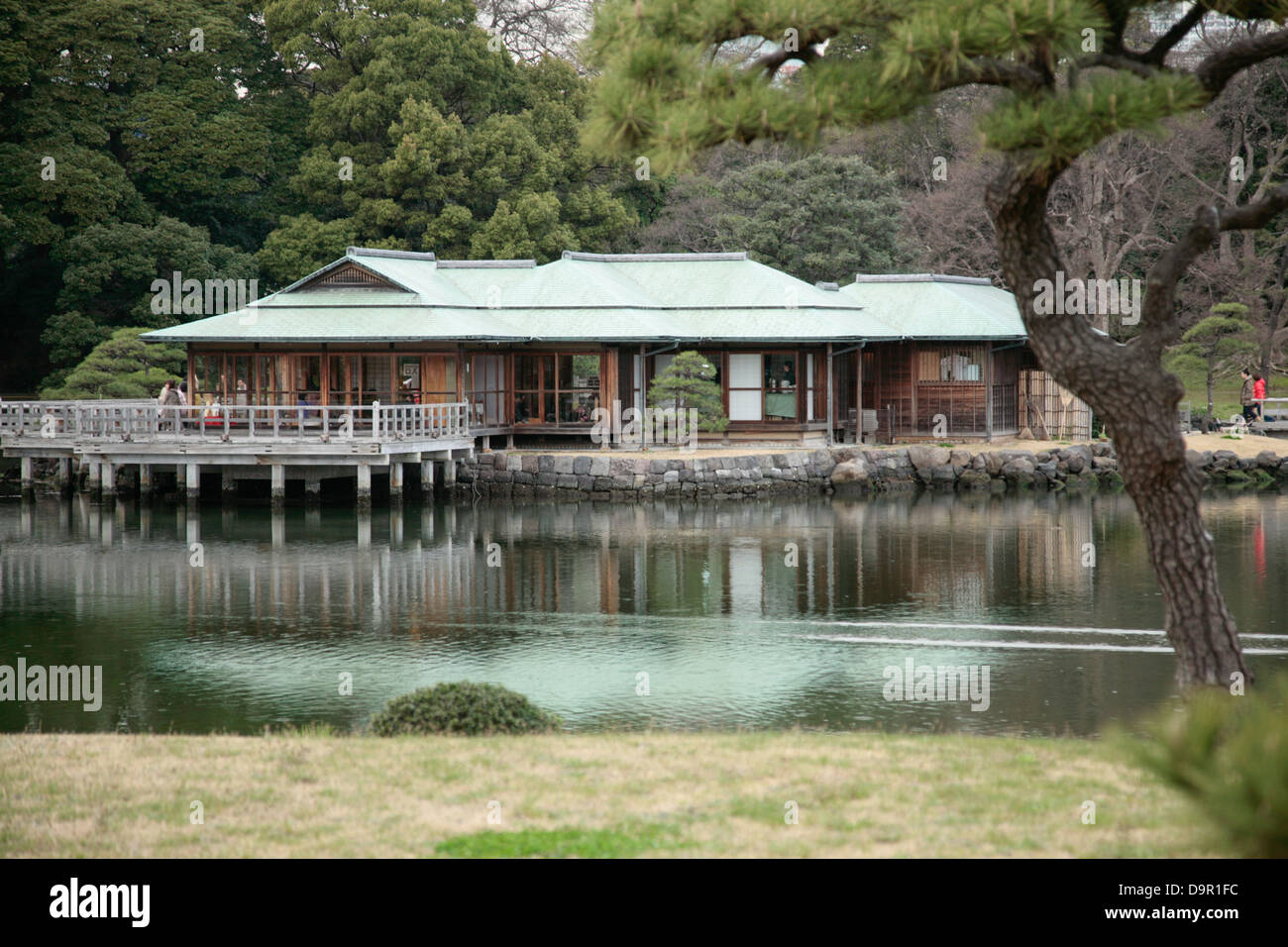 Hama Rikyu Garden or Hama-rikyu Onshi Teien is a landscape garden ...