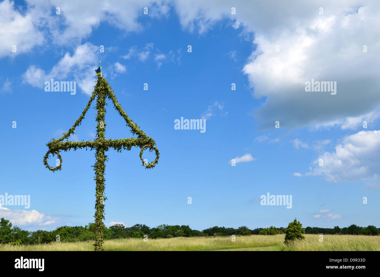 Midsummer pole sweden hi-res stock photography and images - Alamy