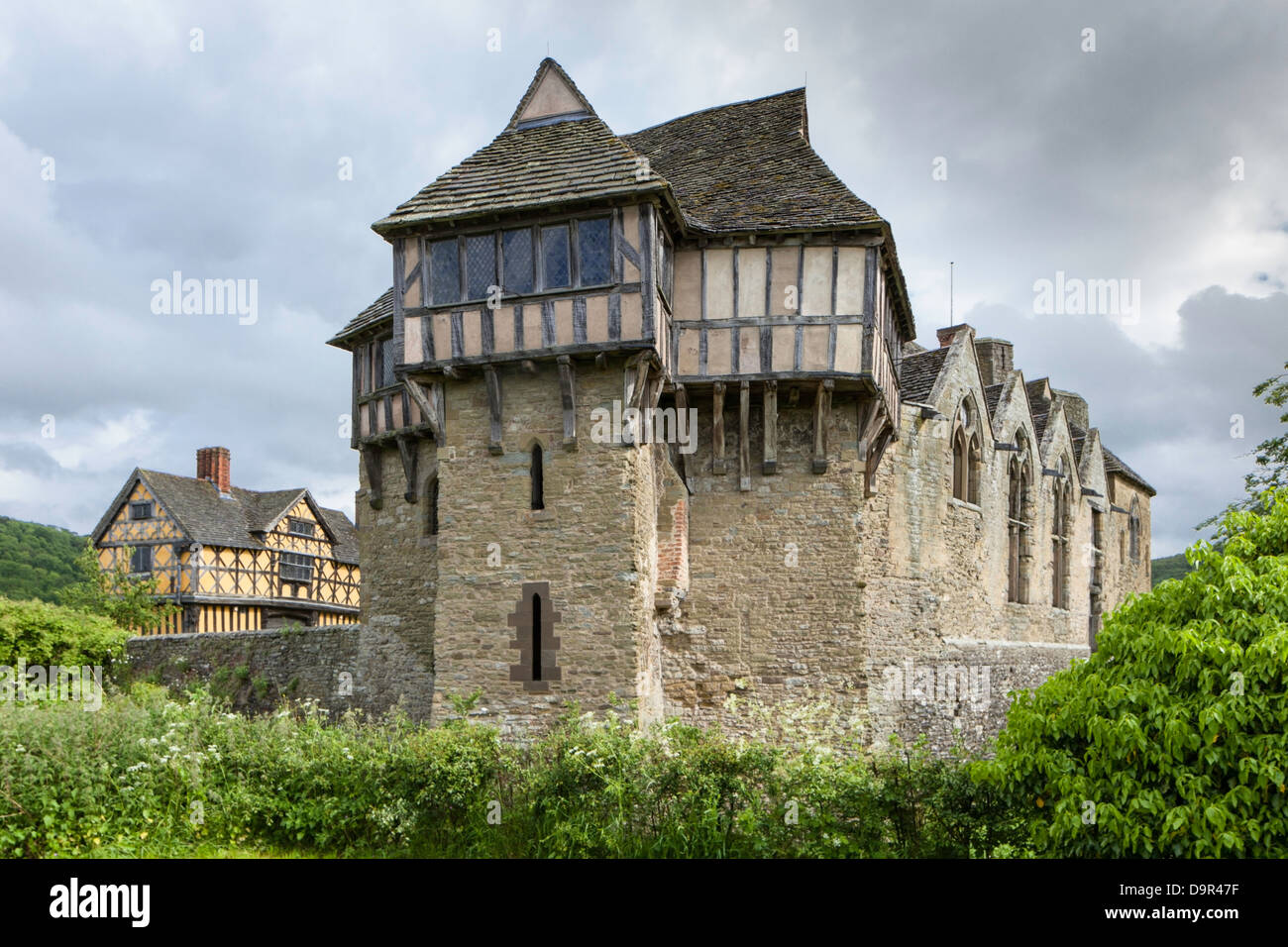 Fortifications fortification medieval manor house picturesque historic ...
