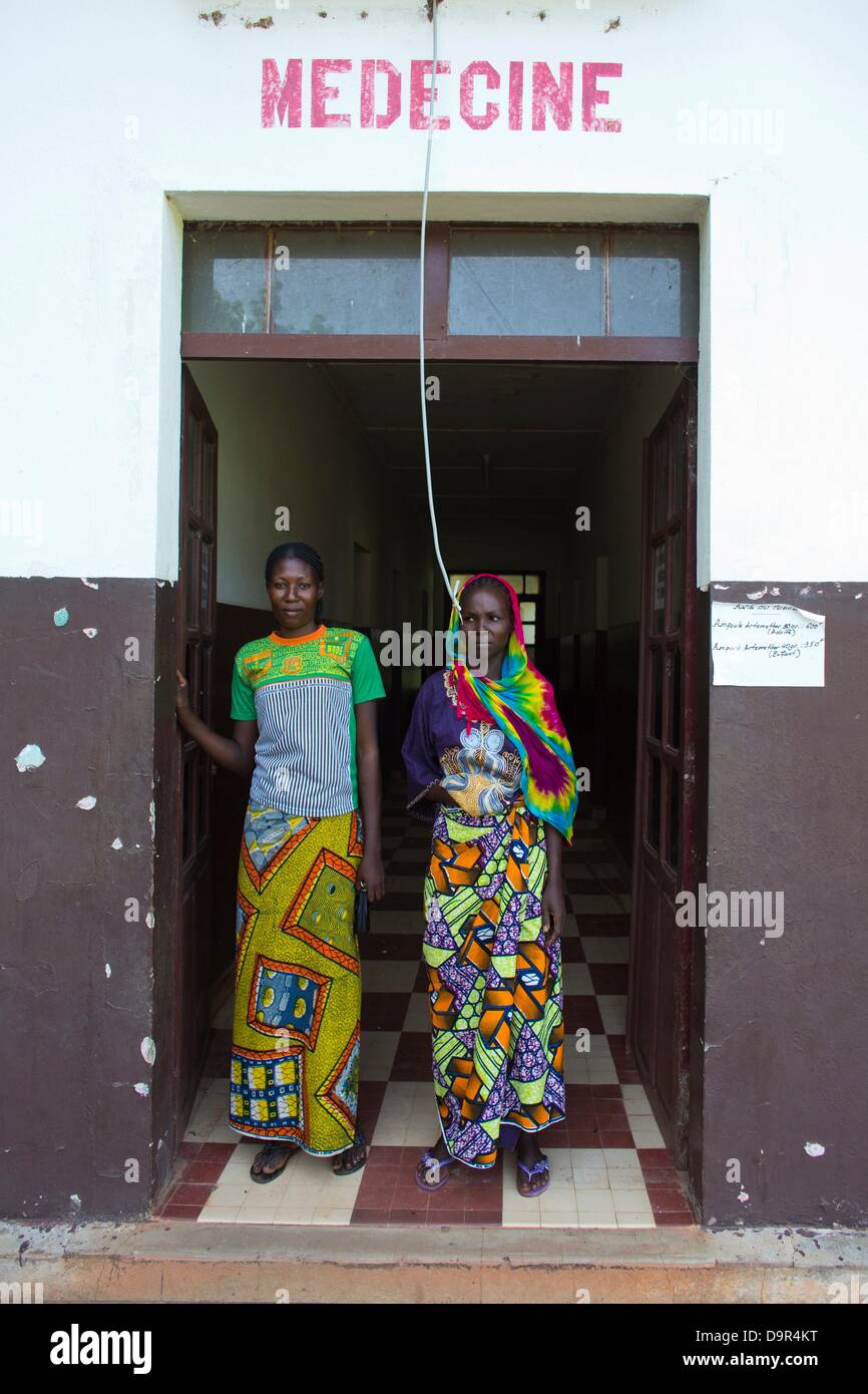 Women health africa african hospital hi-res stock photography and ...
