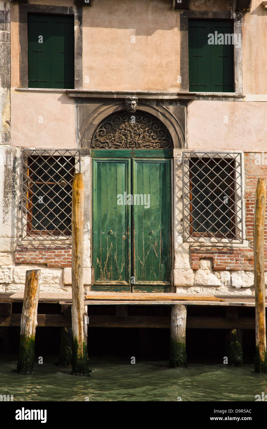 Building on a canal, Venice, Veneto, Italy Stock Photo - Alamy