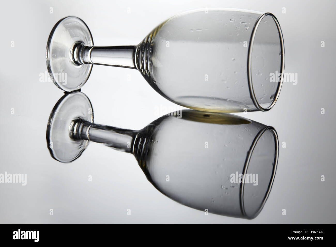 Extreme close up glass beer hi-res stock photography and images - Alamy