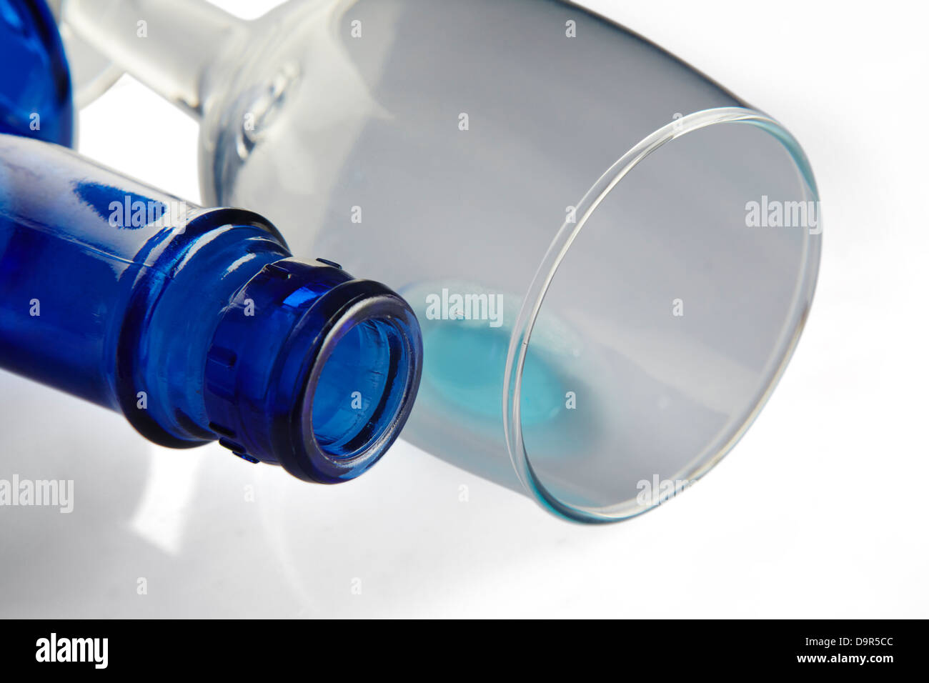 Fallen wine glass hi-res stock photography and images - Alamy