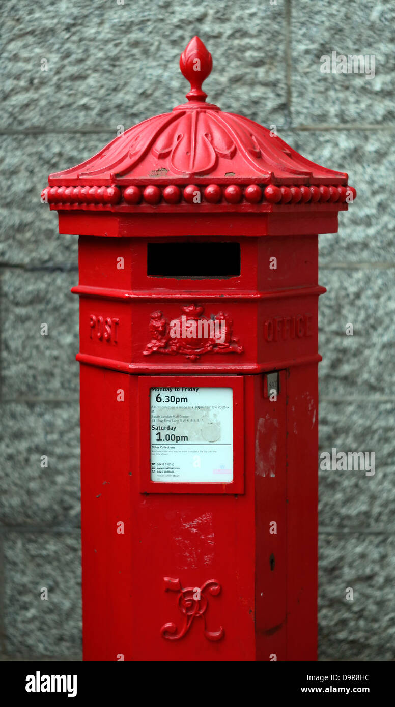 old letter box Stock Photo - Alamy