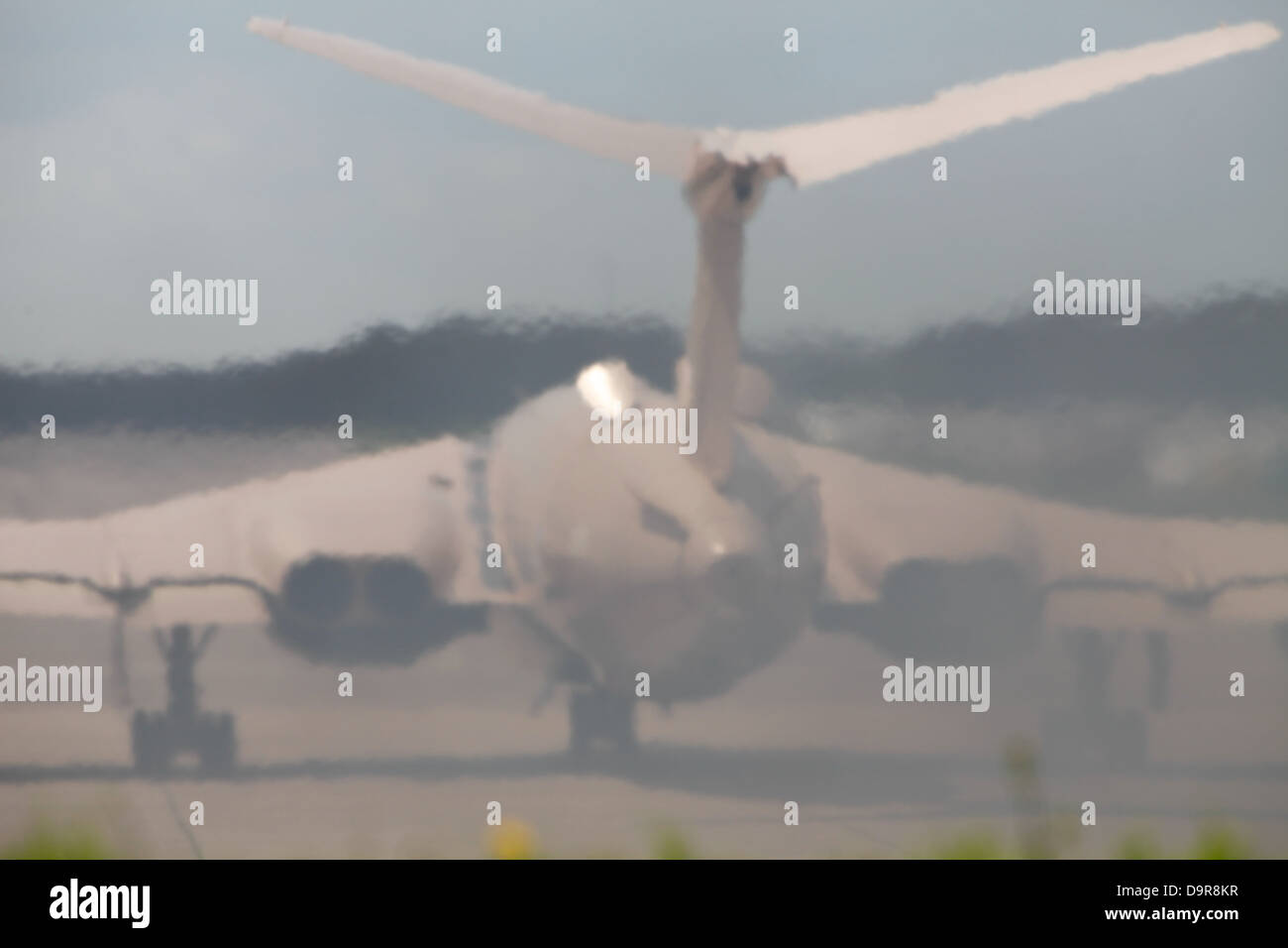 Ex RAF Victor jet at Cold War Jets Display at Bruntingthorpe airfield ...
