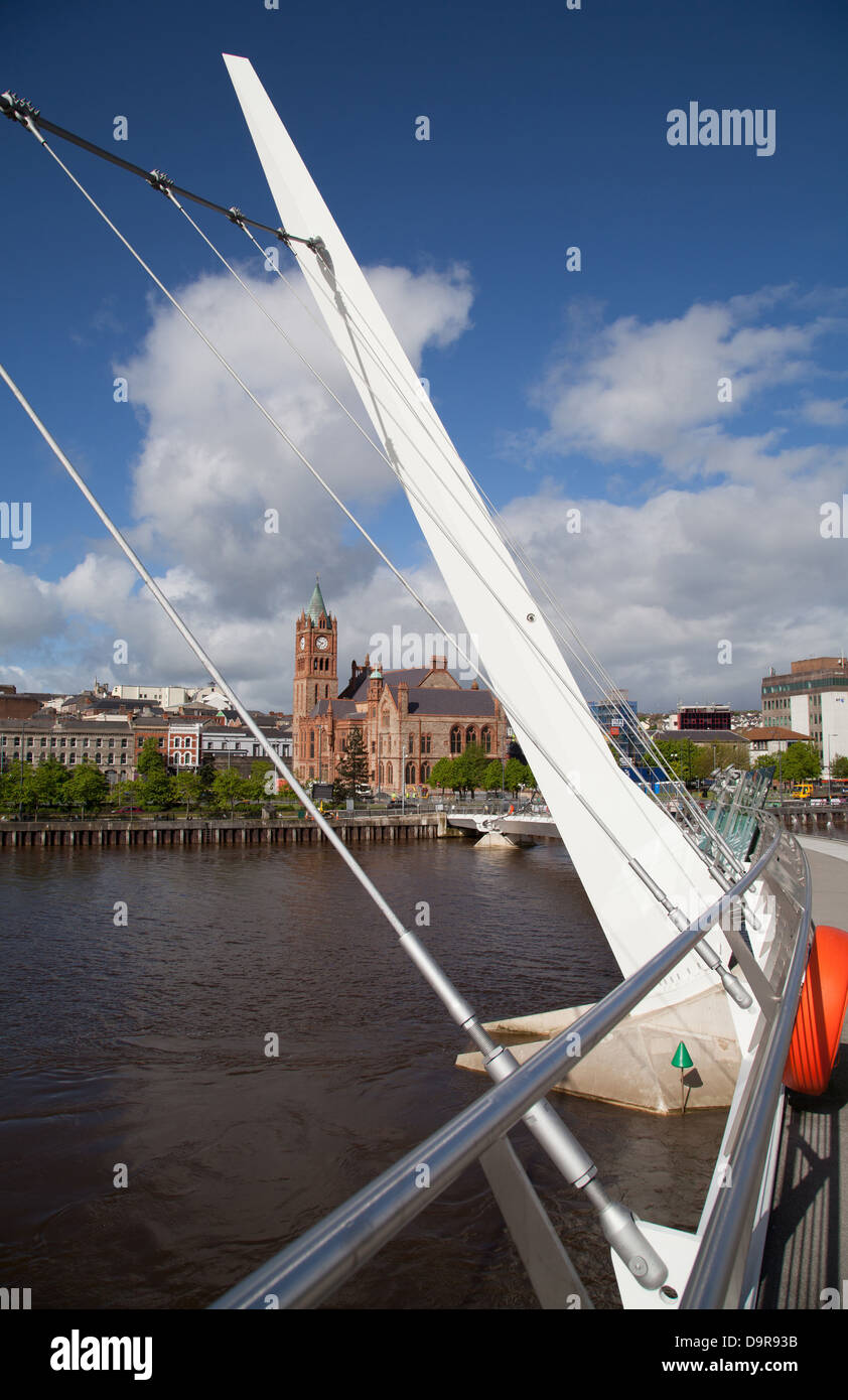 Derry town hall hi-res stock photography and images - Alamy