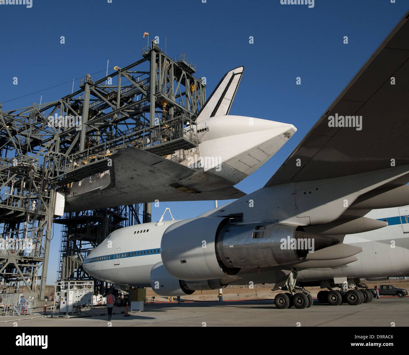 STS-128, a NASA space shuttle mission, returns to Kennedy Space Center ...