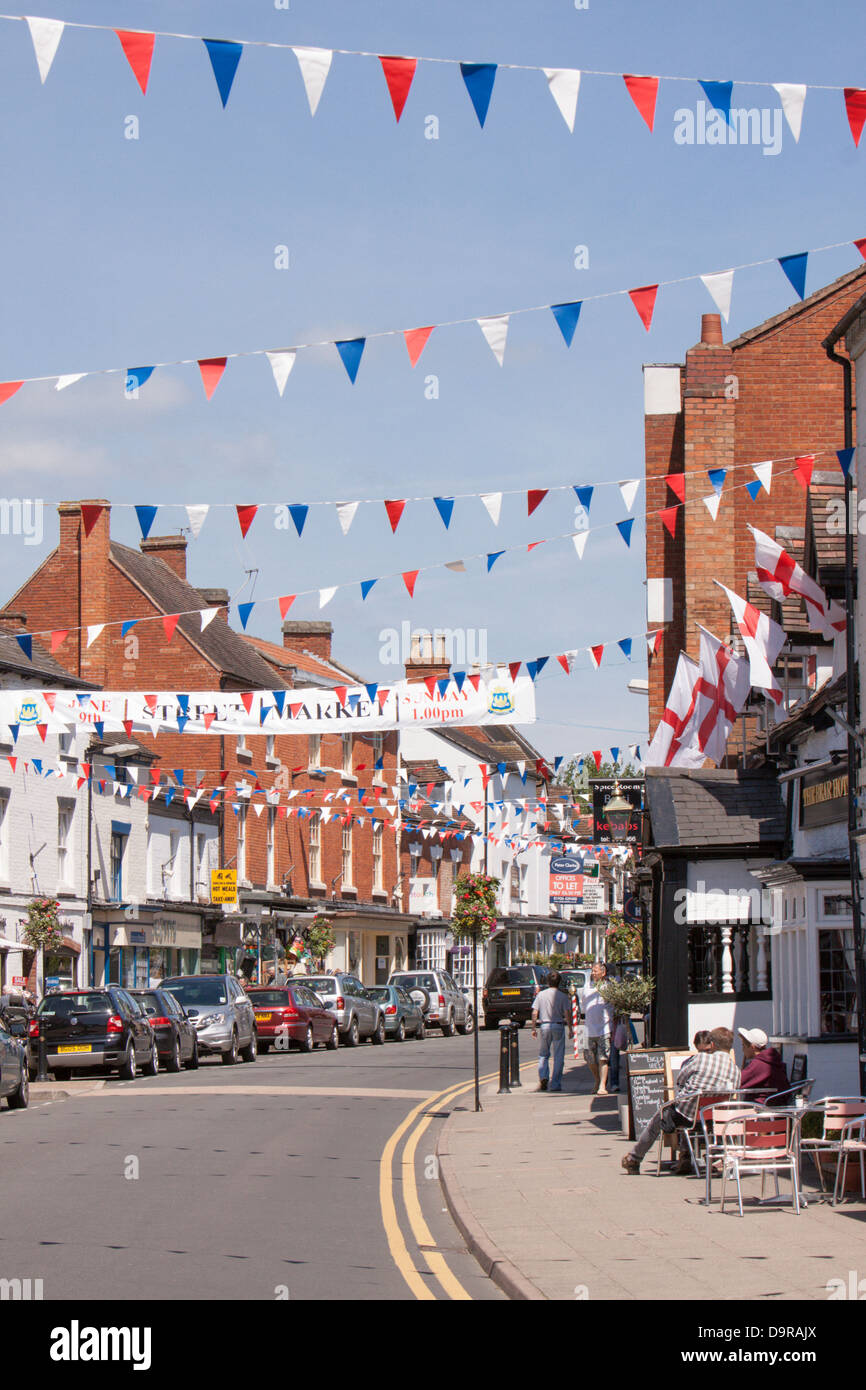 Alcester high street hi-res stock photography and images - Alamy