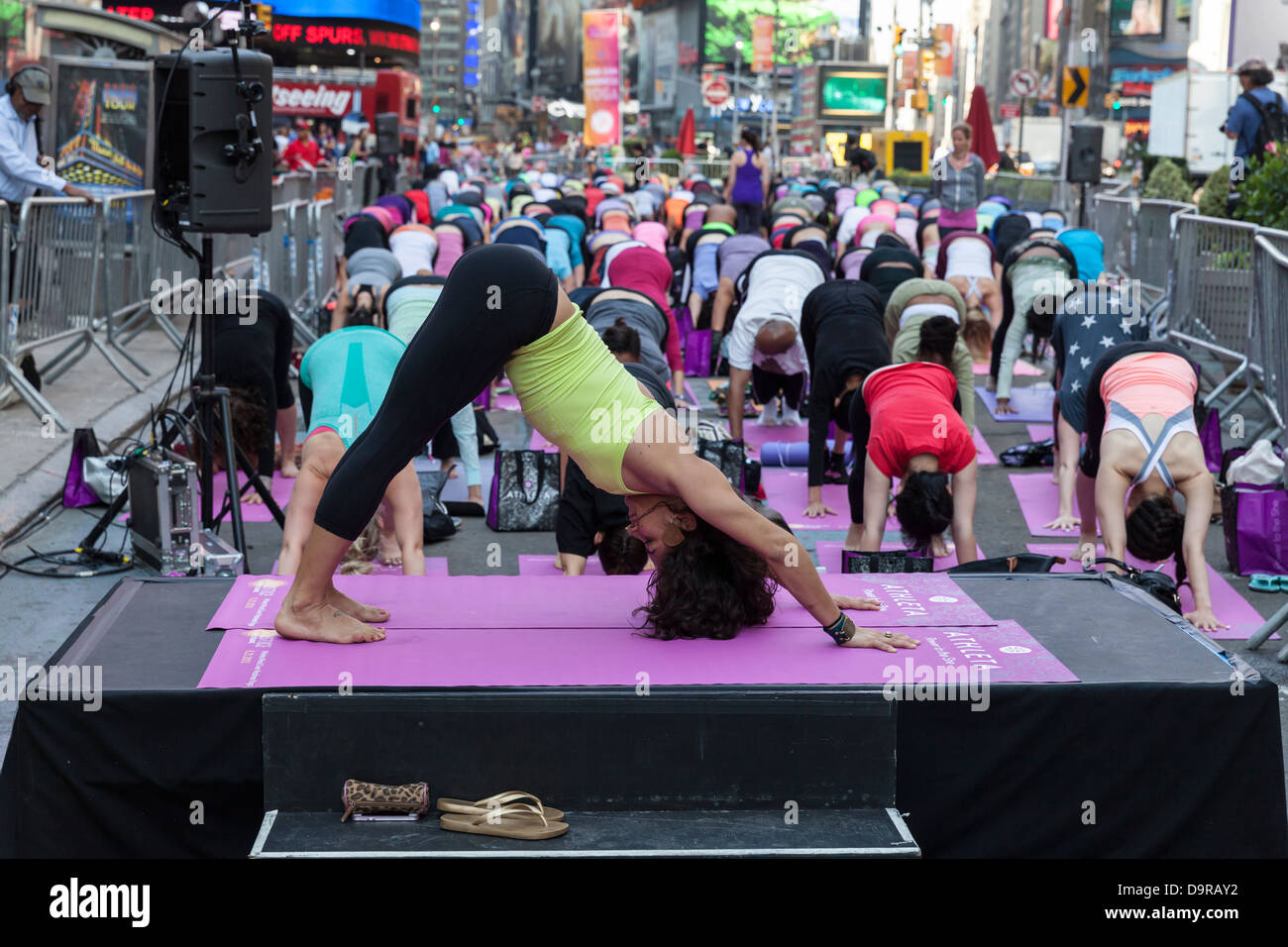 Yoga Solstice at Times Square Stock Photo - Alamy
