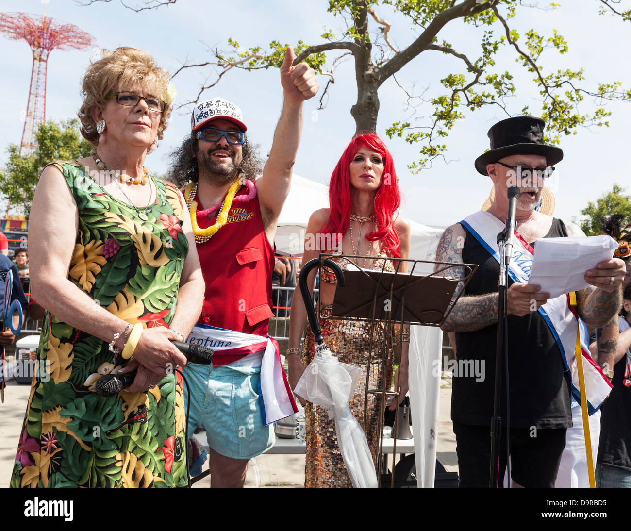 Mermaid parade at Coney Island in Brooklyn Stock Photo - Alamy