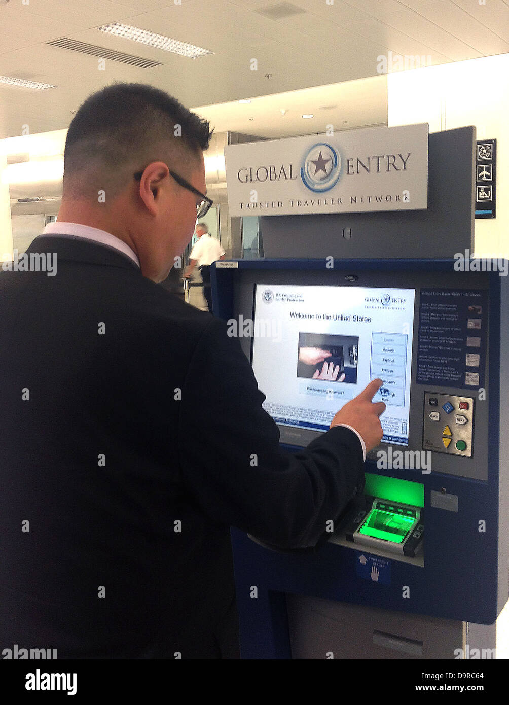 001 Global Entry Kiosk Miami International Airport Stock Photo - Alamy