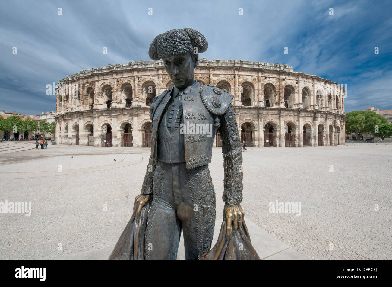 Statue of the famous bull-fighter Nimeño in front of Les Arénes, the ...