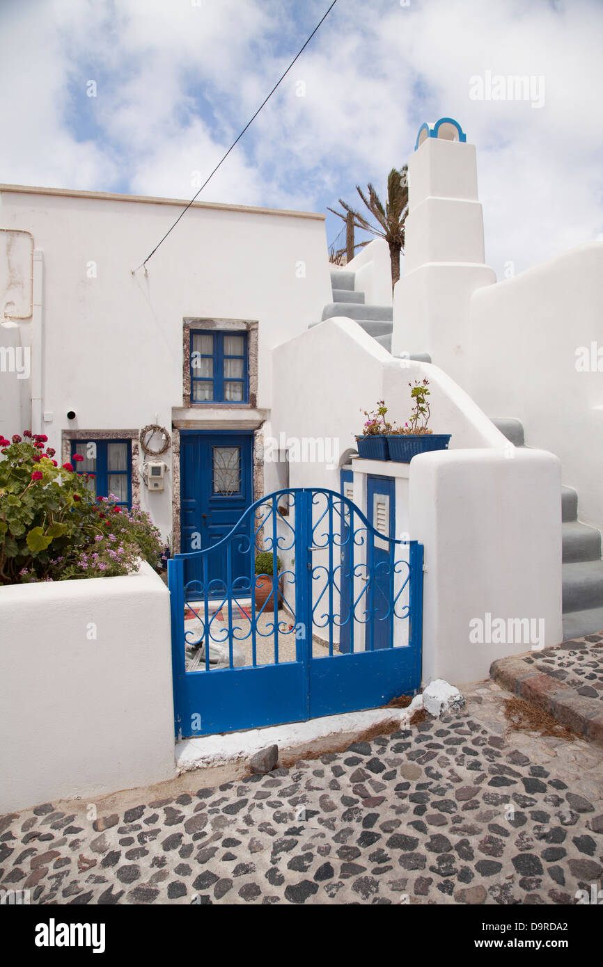 An attractive house and courtyard in Pyrgos, Santorini, Greece Stock ...
