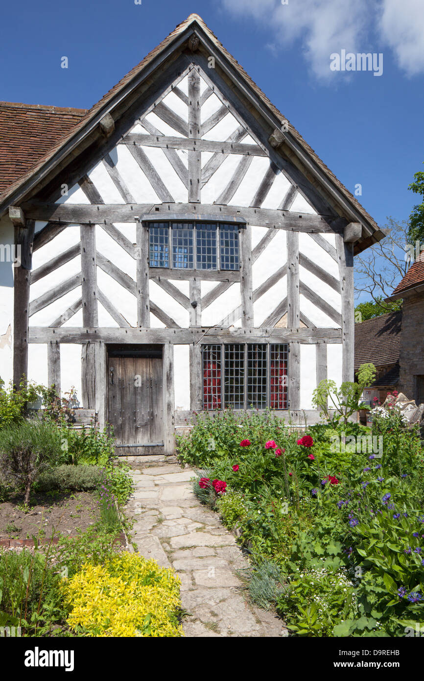 Shakespeare Birthplace Trust's Mary Arden's farm, Wilmcote ...