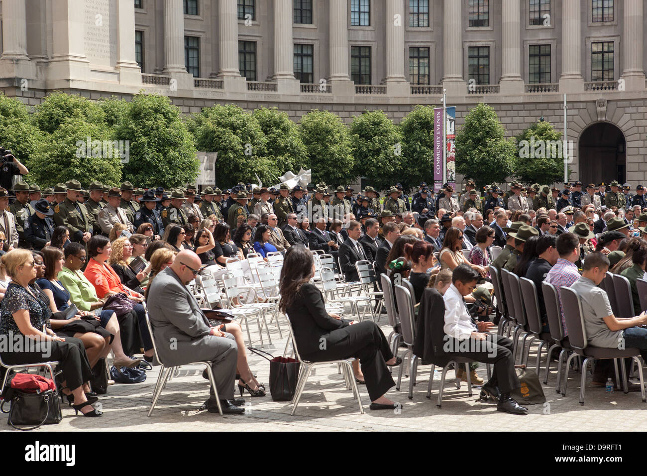 The 2013 Customs and Border Protection Valor Memorial and Wreath Laying ...