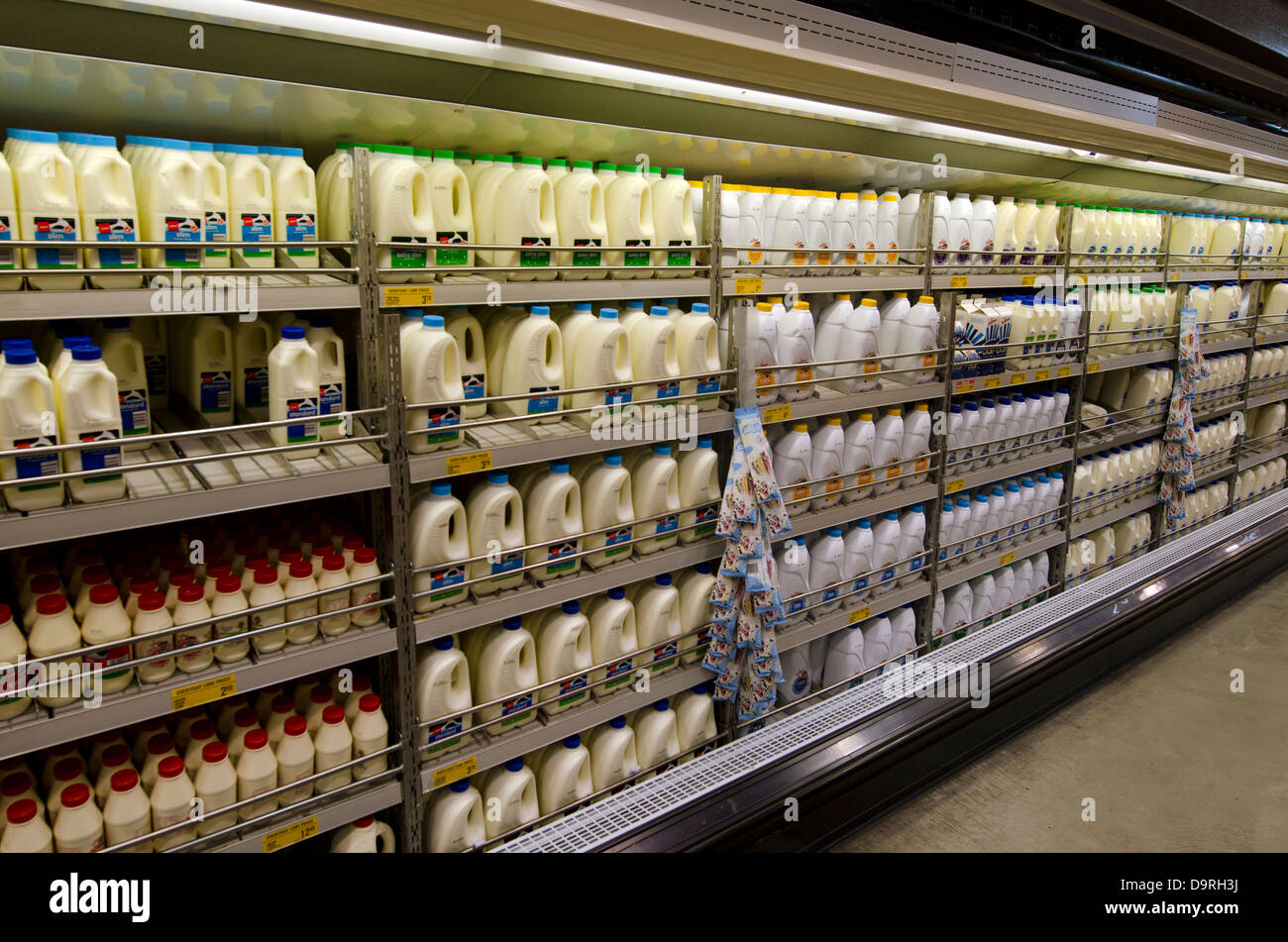 Shop New Zealand Dairy High Resolution Stock Photography and Images - Alamy