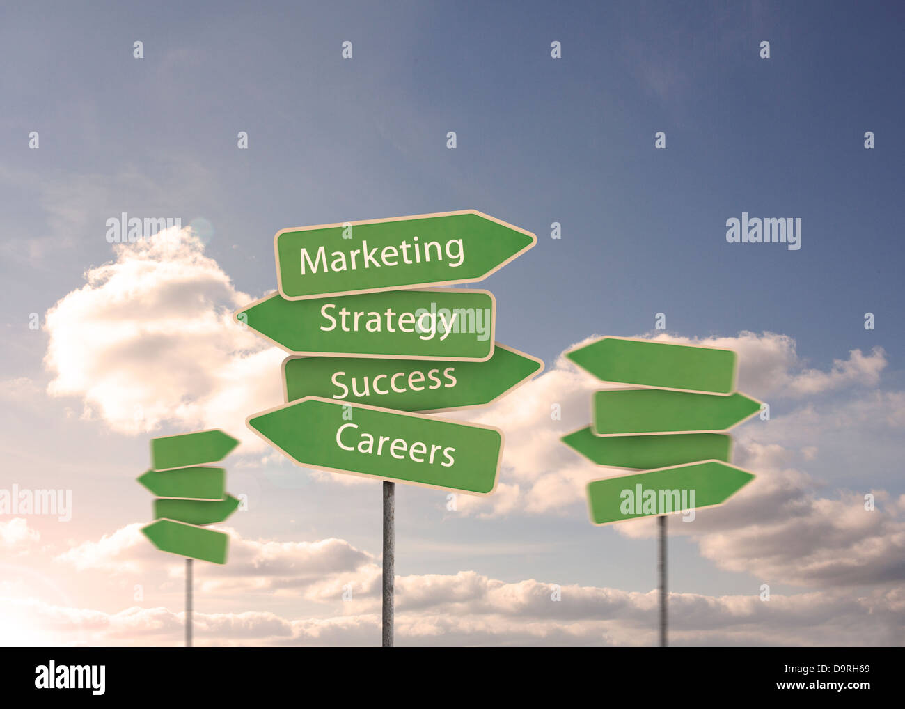 Blank signposts hi-res stock photography and images - Alamy