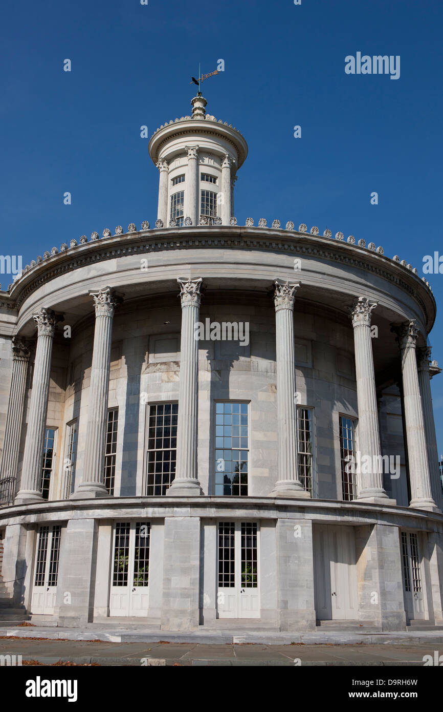 Philadelphia landmark circular hi-res stock photography and images - Alamy