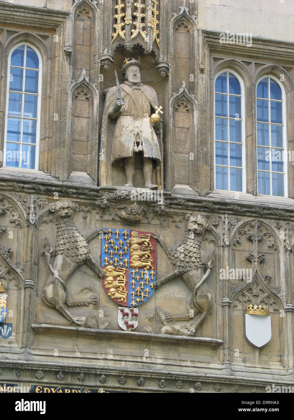 Detailed view of crest on King's College Chapel, University of ...
