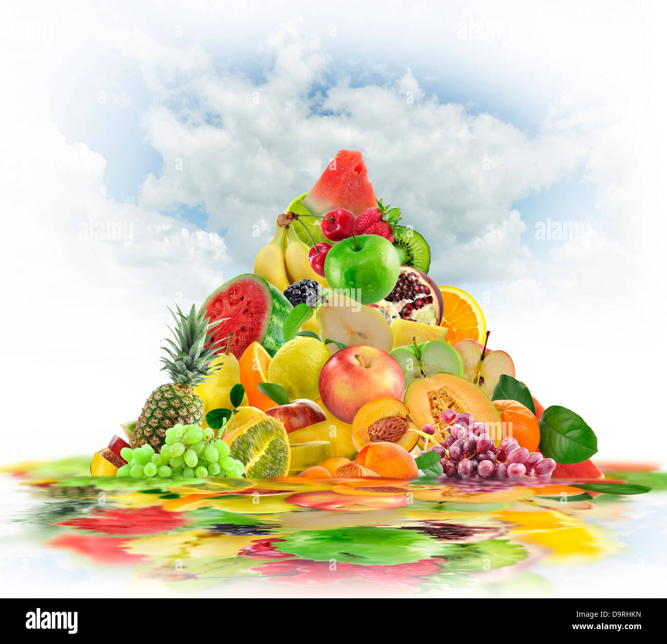 Pyramid food vegetarian hi-res stock photography and images - Alamy