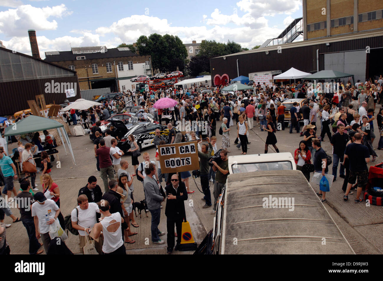 Boot fair hi-res stock photography and images - Alamy