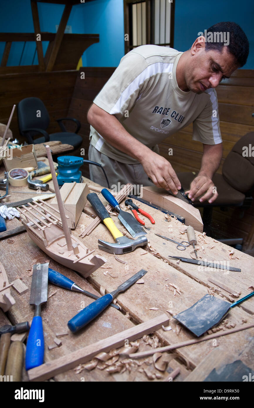 Model dhows of traditional Bahranian design are crafted at Al -Jasara ...