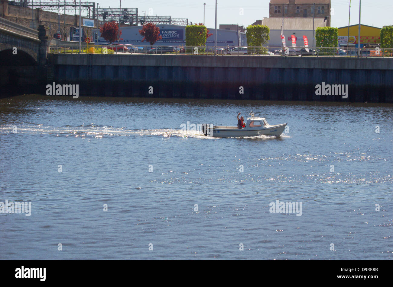 Small boat on the Clyde in Glasgow, Scotland Stock Photo - Alamy