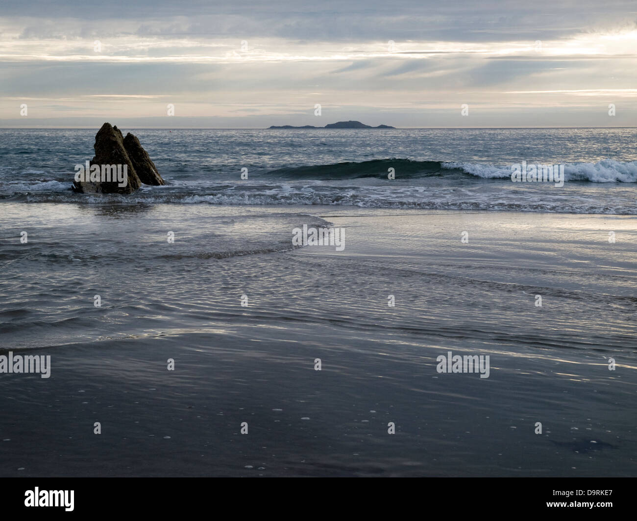 Grey seascape hi-res stock photography and images - Alamy