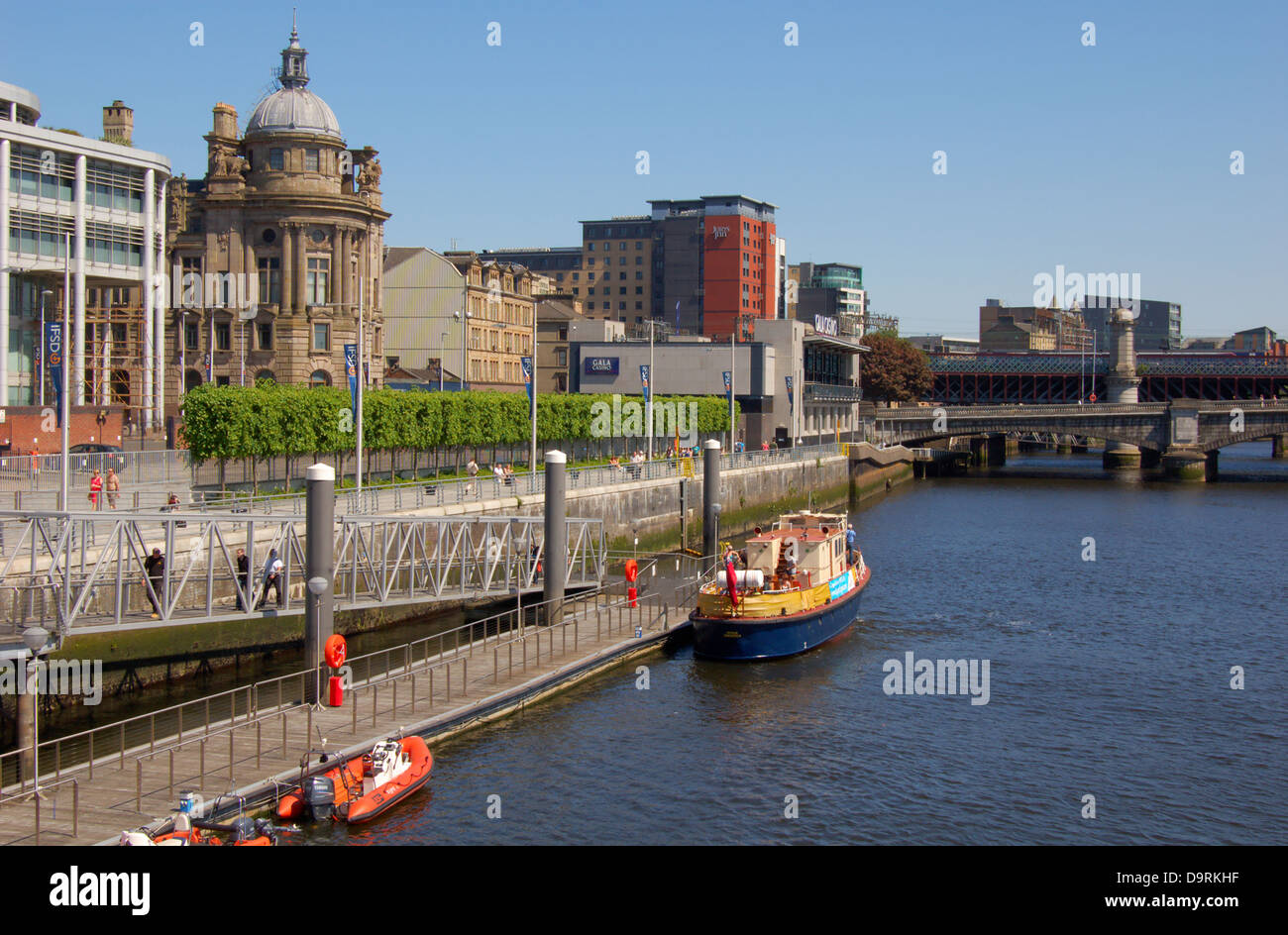 Waterfront at Atlantic Quay in Glasgow, Scotland Stock Photo - Alamy