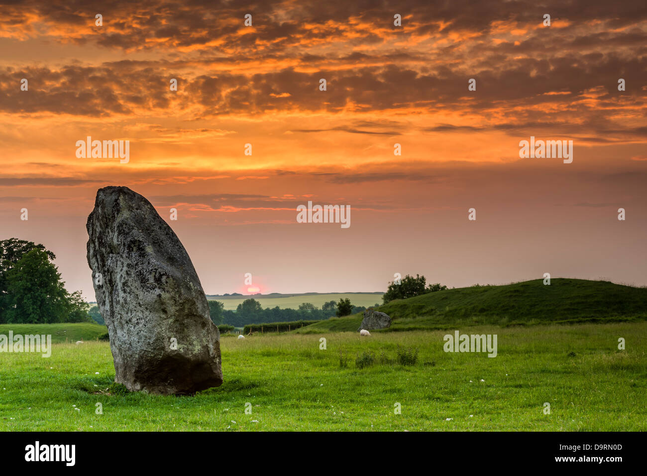 Giant sarsen stones hi-res stock photography and images - Alamy