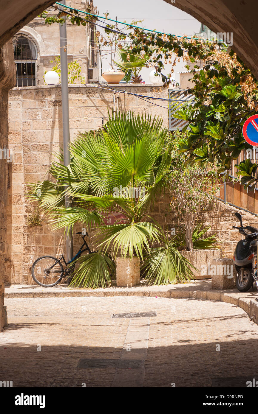 Israel Old Jaffa Yafo typical backstreet alley lane street scene arch ...