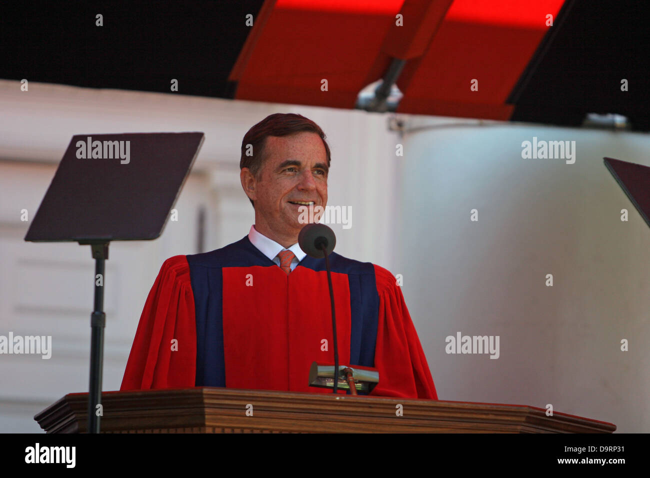 Tom Farrell, Rector of the University of Virginia speaks during ...