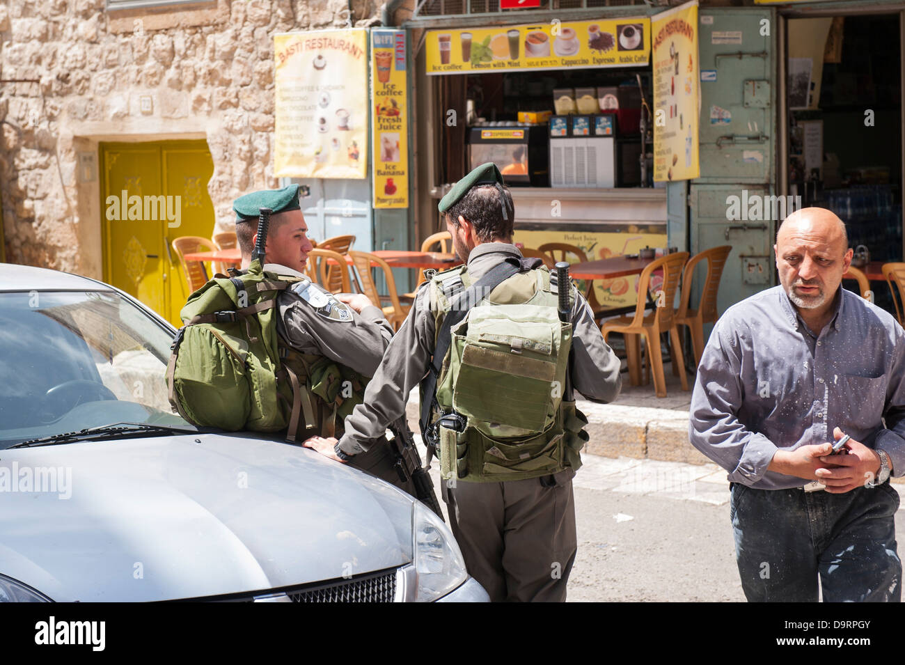 Idf soldiers hi-res stock photography and images - Alamy