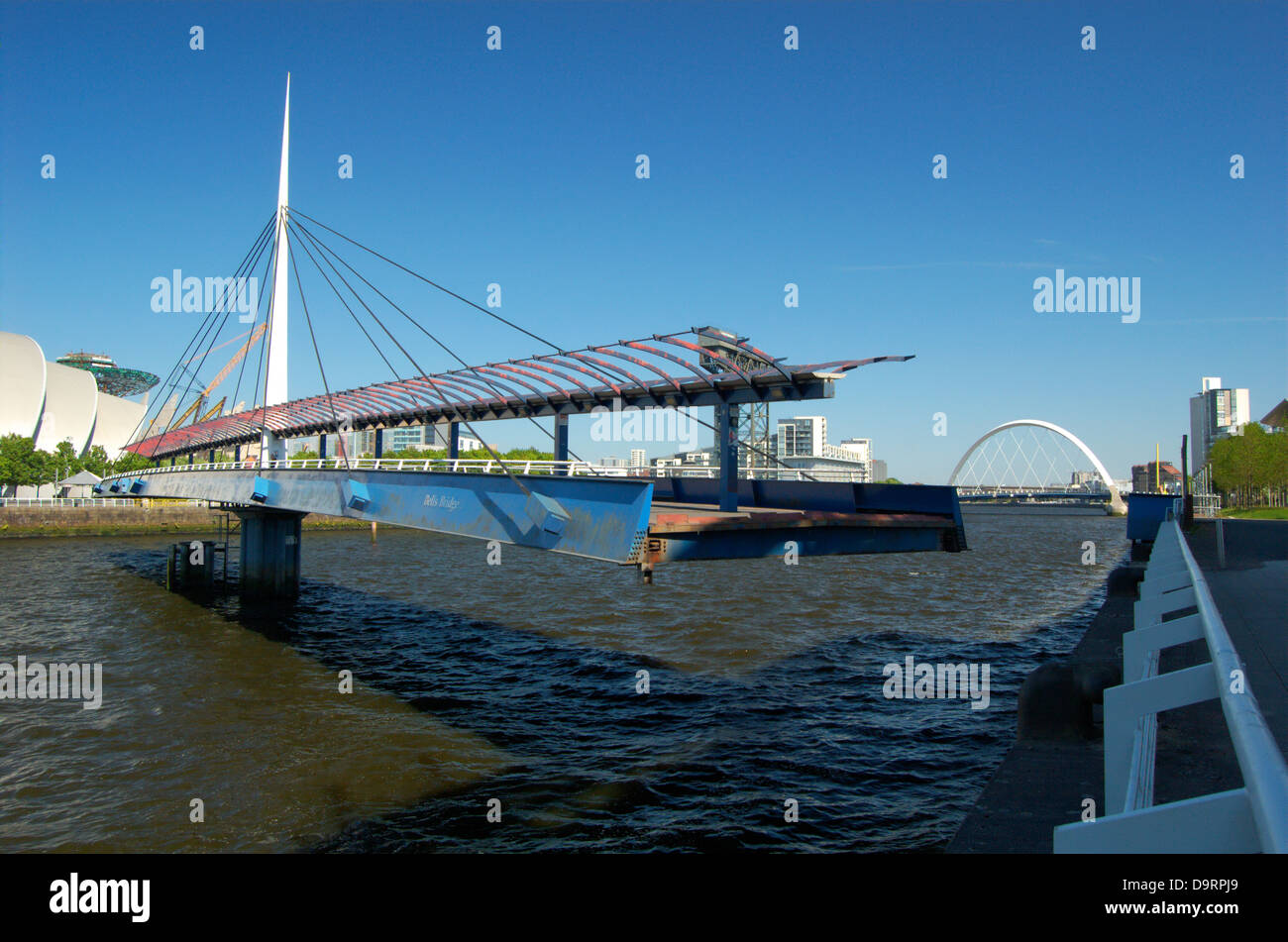 Bells Bridge over the Rver Clyde in Glasgow, Scotland Stock Photo - Alamy