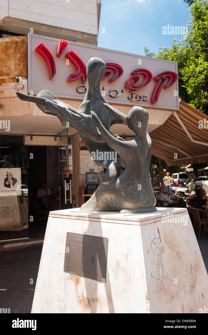 Israel Tel Aviv modern contemporary statue sculpture art bronze The ...