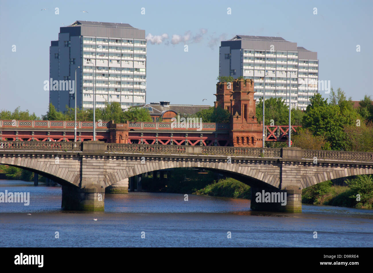 High rise flats gorbals glasgow hi-res stock photography and images - Alamy