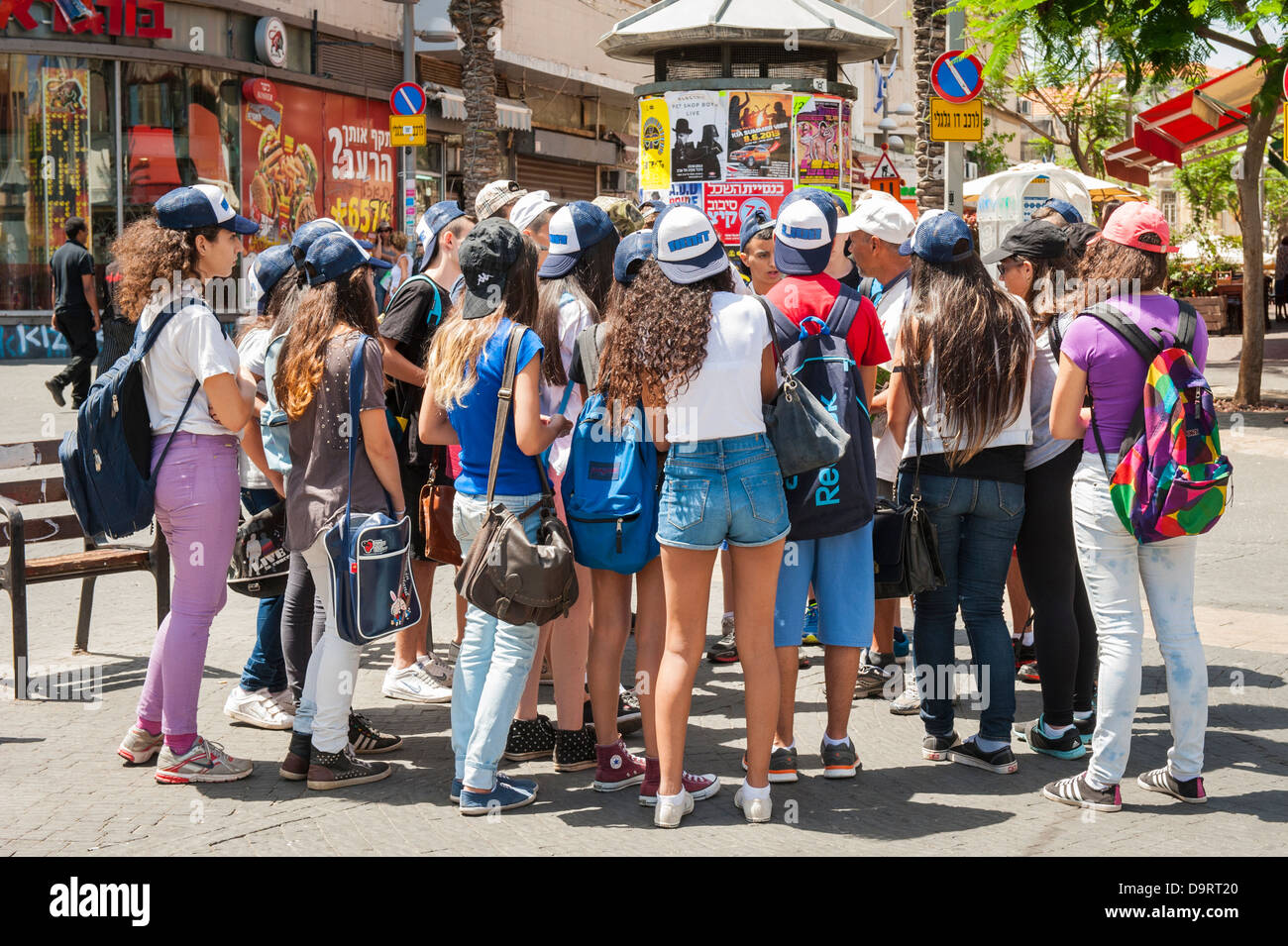 Israeli girls hi-res stock photography and images - Alamy