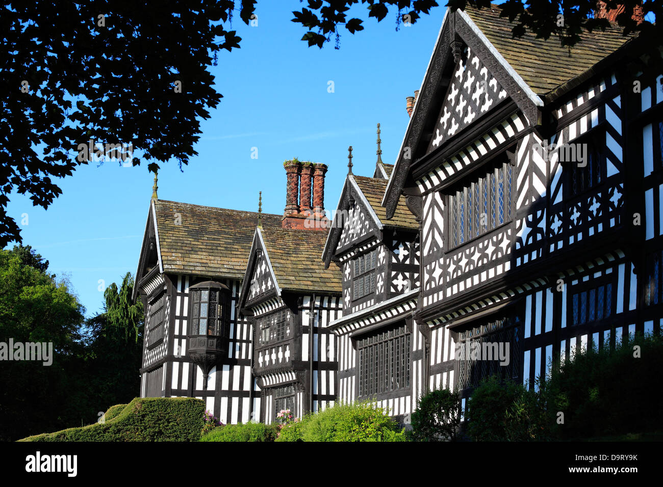 Bramhall cheshire hi-res stock photography and images - Alamy