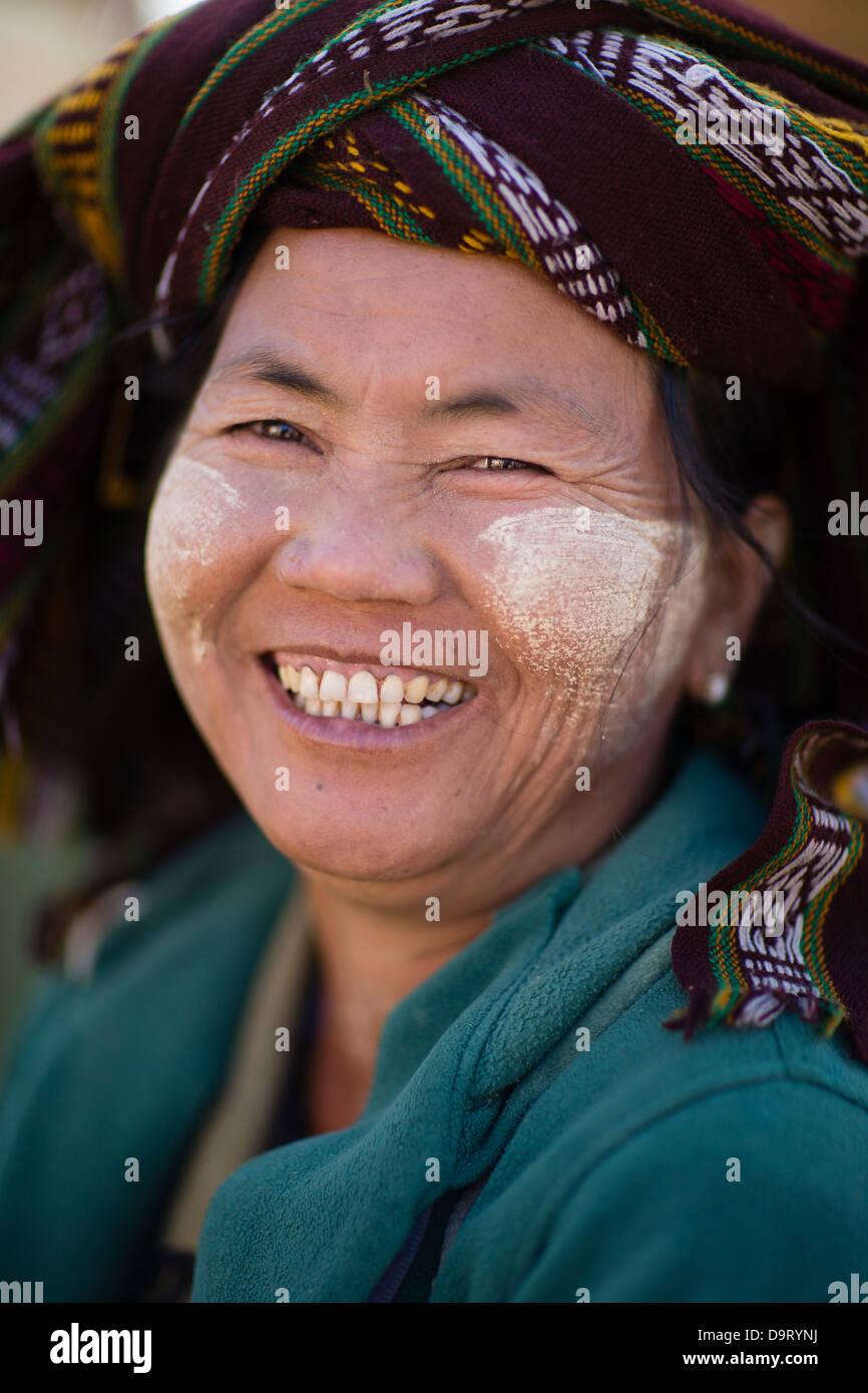 Face paint myanmar hi-res stock photography and images - Alamy
