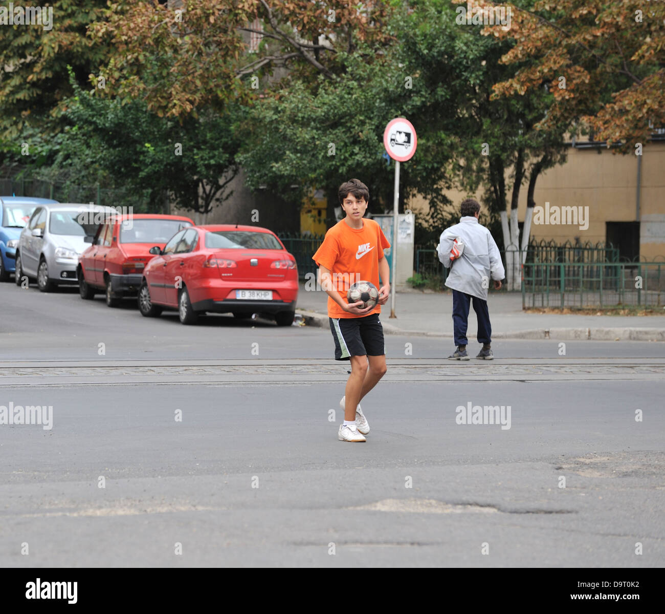 Street children romania hi-res stock photography and images - Alamy