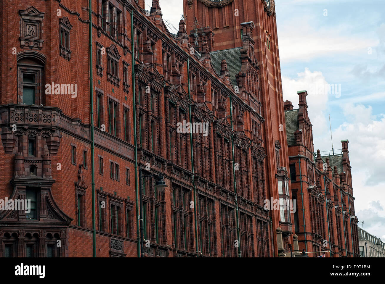 Red brick and terracotta hi-res stock photography and images - Alamy