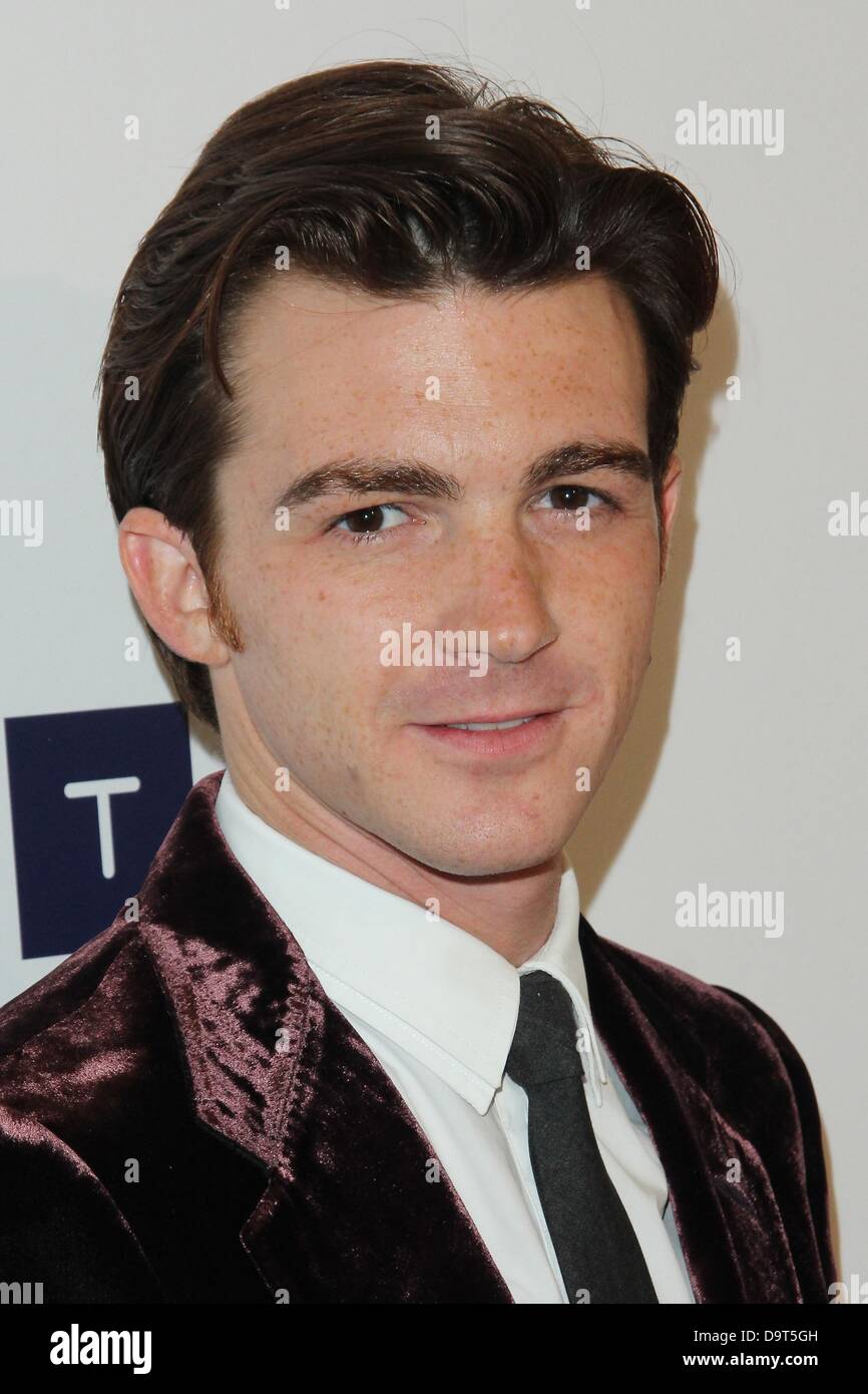 Drake Bell Fans United