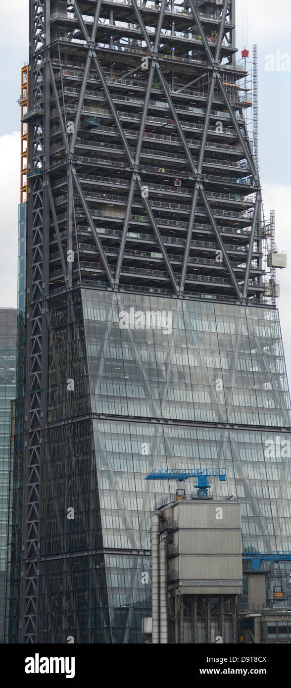 Construction of The Cheesegrater, the Leadenhall Building, in the City ...