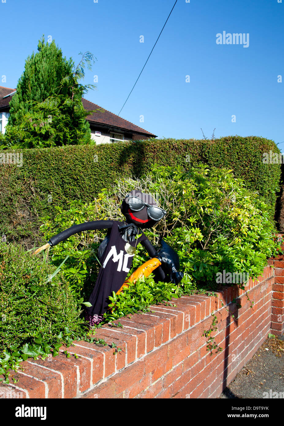 An entry in a scarecrow competition - a character based on rapper MC ...