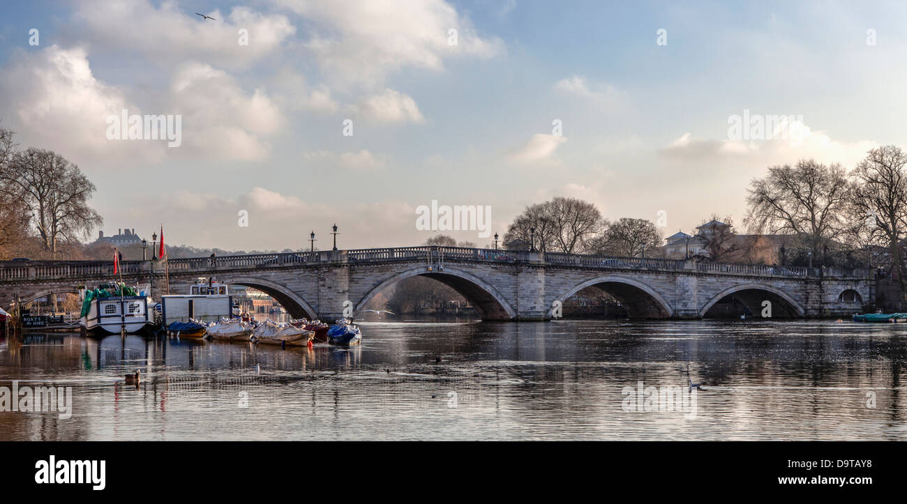 River Thames and Richmond Bridge at High tide Stock Photo - Alamy